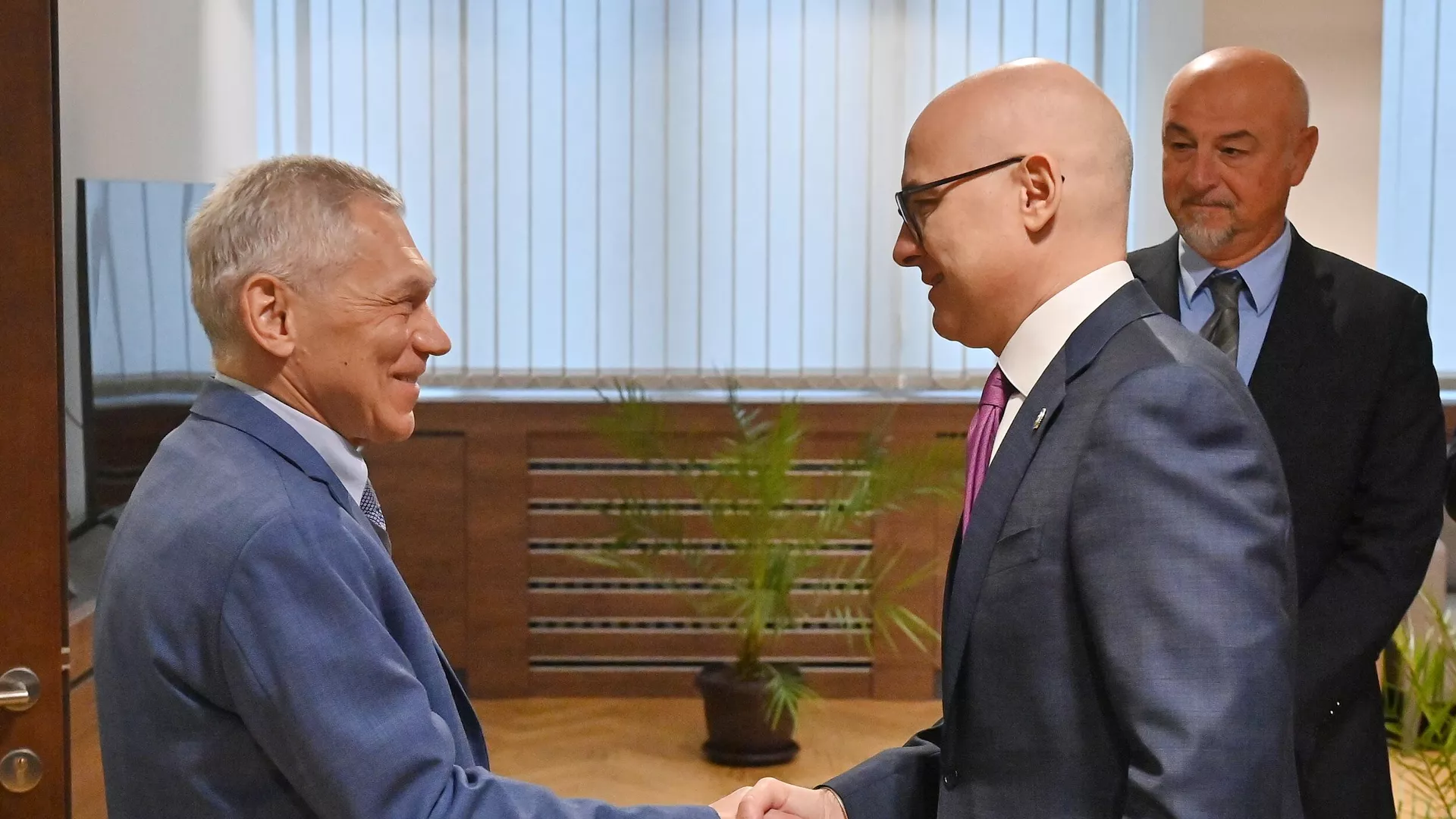 Вучевић са Боцан Харченком Стратешко опредељење Србије да задржи