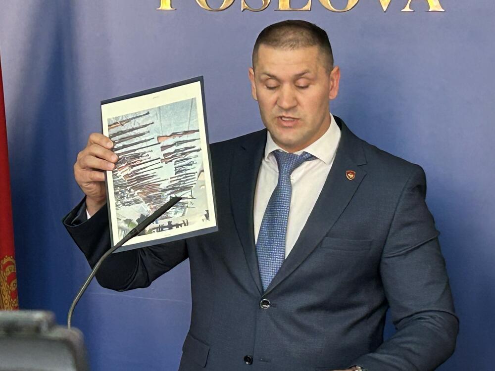 Велика акција полиције у 8 општина Заплијењено 123 комада оружја
